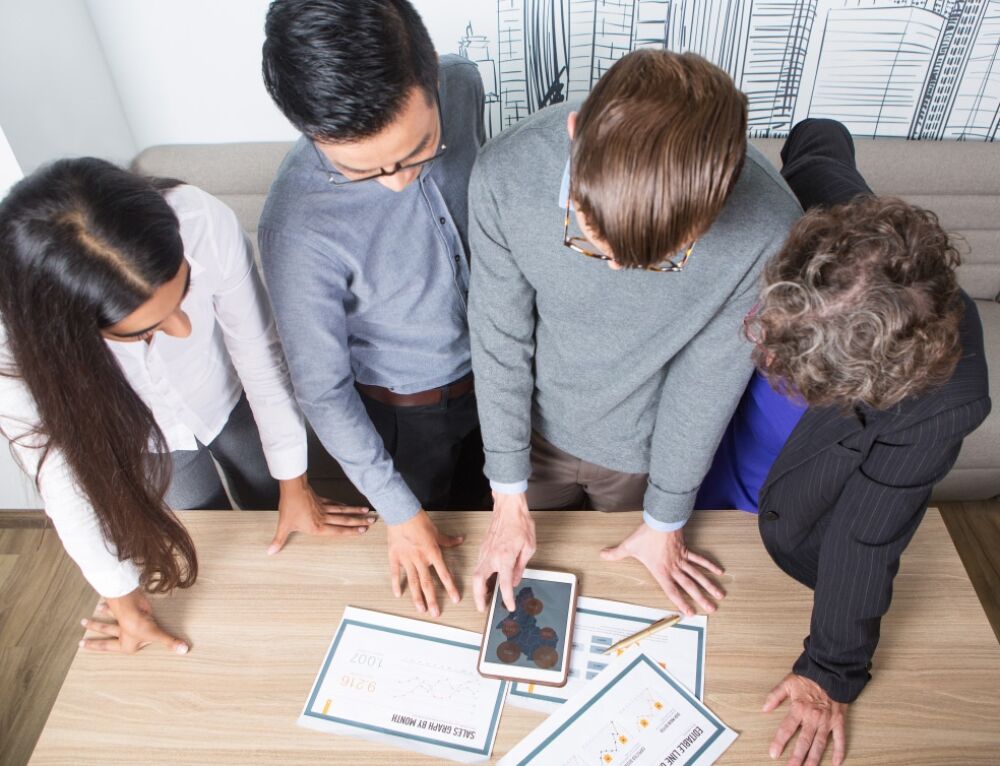 27 GIFs that prove being an HR Manager is fun - Hppy Blog